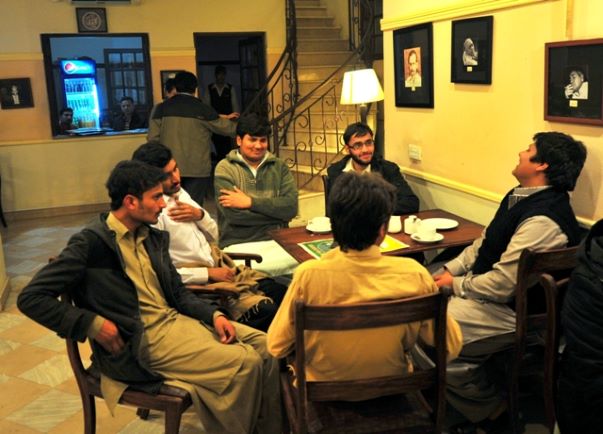 Pak Tea House: A Hive of Activity for Literary Personalities ...